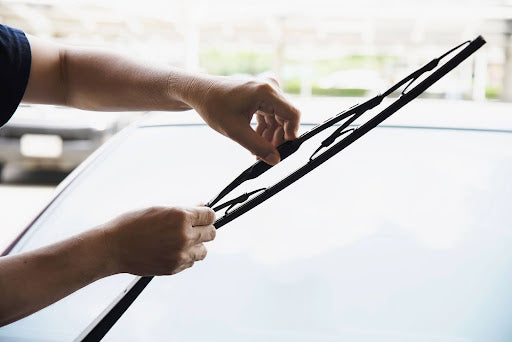 How to Maintain and Test Your Windshield Wiper Blades